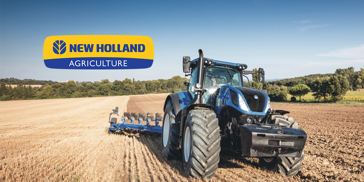 Traktoren der Marken Valtra und New Holland im Waldviertel